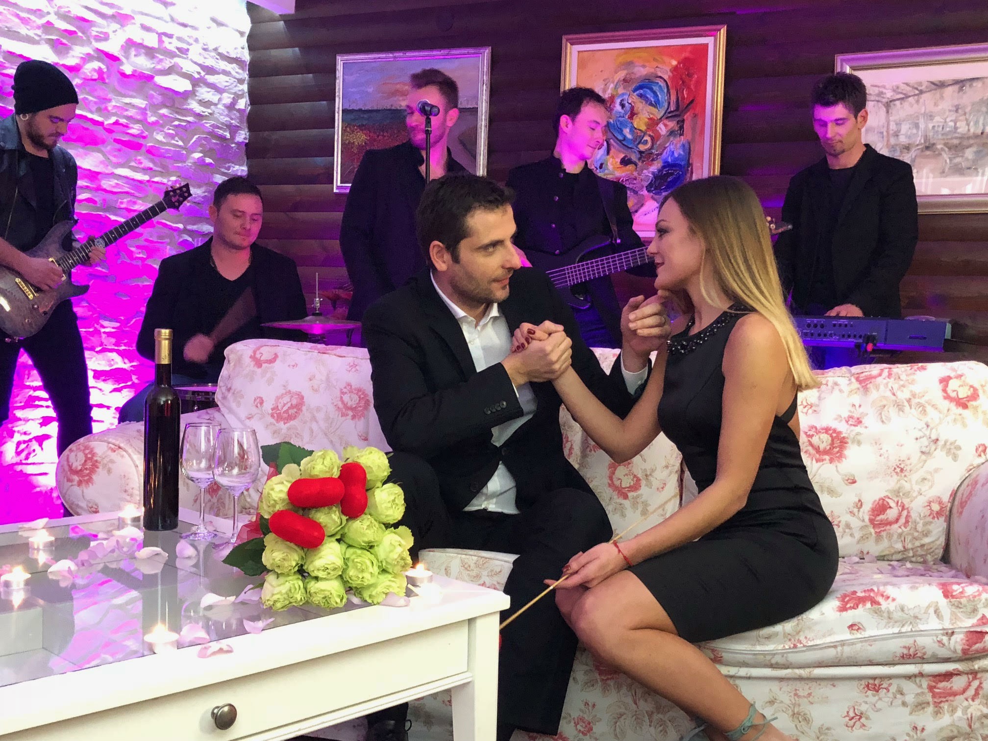 Ljubavnici predstavljaju prekrasnu ljubavnu baladu – Radio Banovina