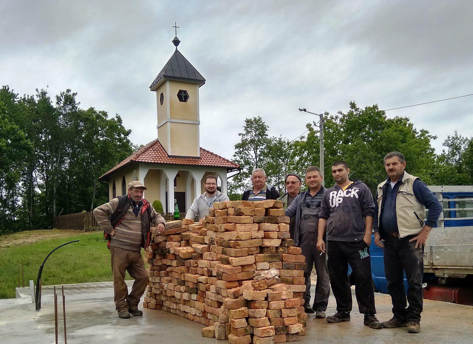 FOTOGALERIJA Od temelja do krova: gradnja doma u Ilovačku – Radio Banovina