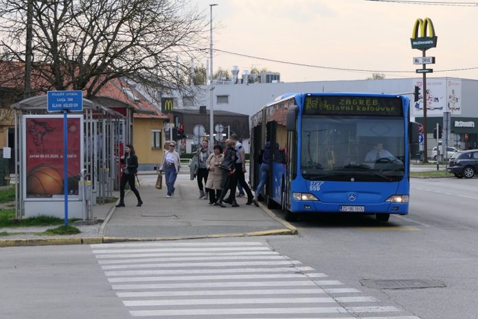 Od ponedjeljka u prometu 111 autobusnih linija ZET-a