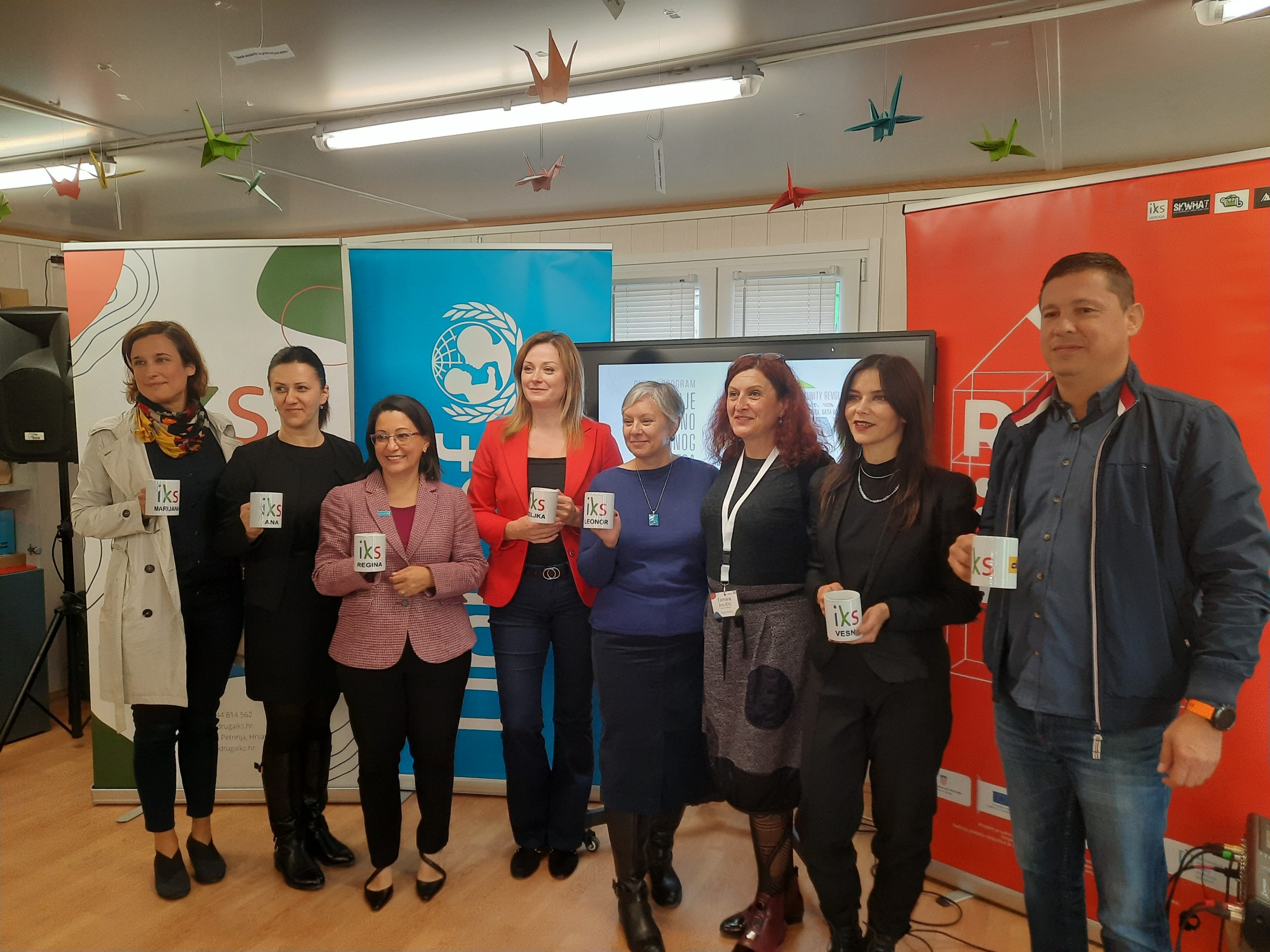 PETRINJA Udruga IKS otvorila Društveno kulturni centar – Radio Banovina