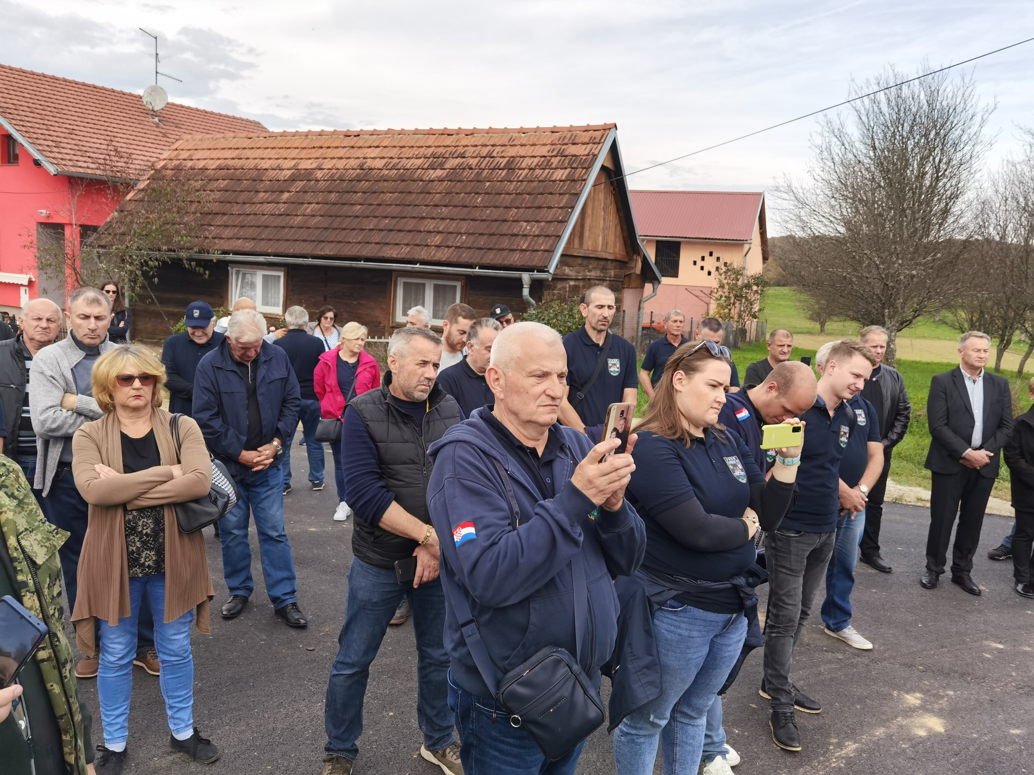 VIDEO U Petrinji svečano otvoren Trg 144. brigade Hrvatske vojske ...