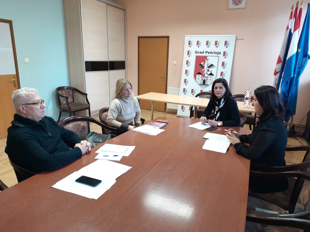 PETRINJA Rad za opće dobro bez naknade – Radio Banovina