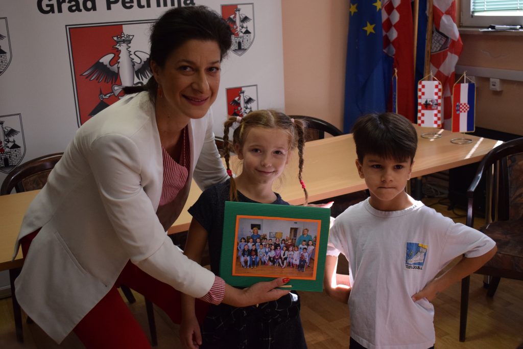 PETRINJA Povodom početka Dječjeg tjedna vrtićanci posjetili ...