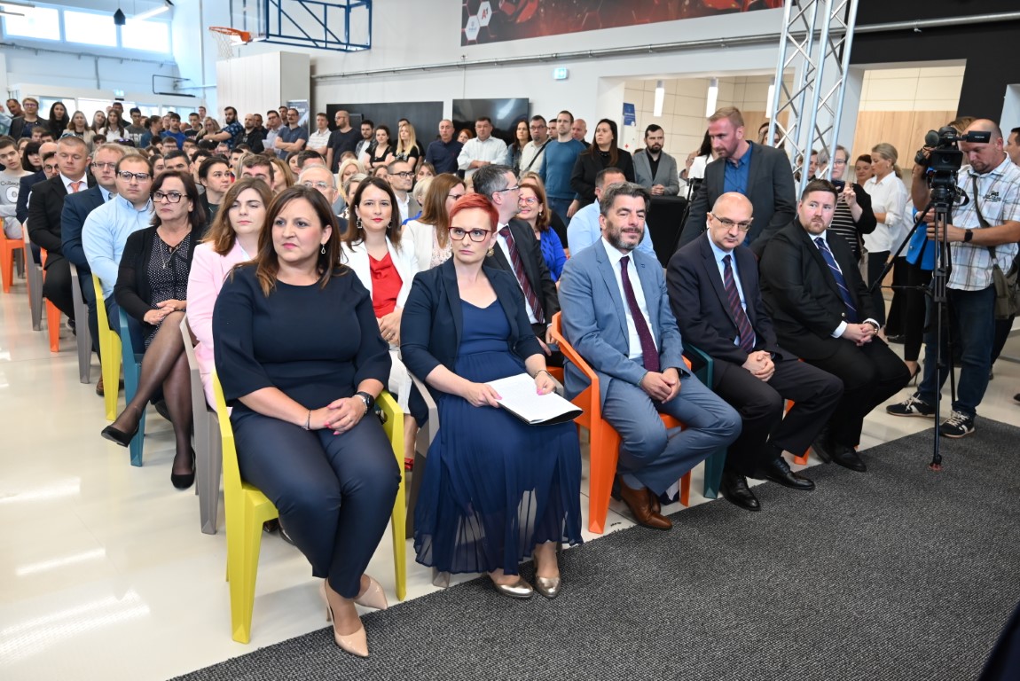 NOVSKA Potpisan ugovor za projekt “Centar gaming industrije” – faza I ...