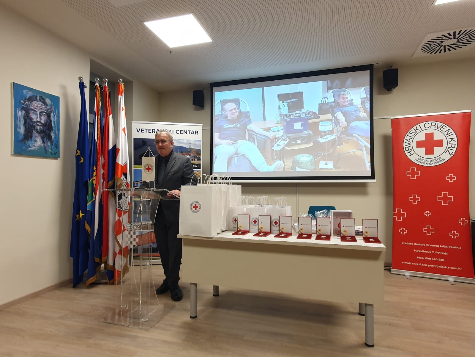 Gradsko društvo Crvenog križa Petrinja svečano obilježilo Dan dobrovoljnih darivatelja krvi ...