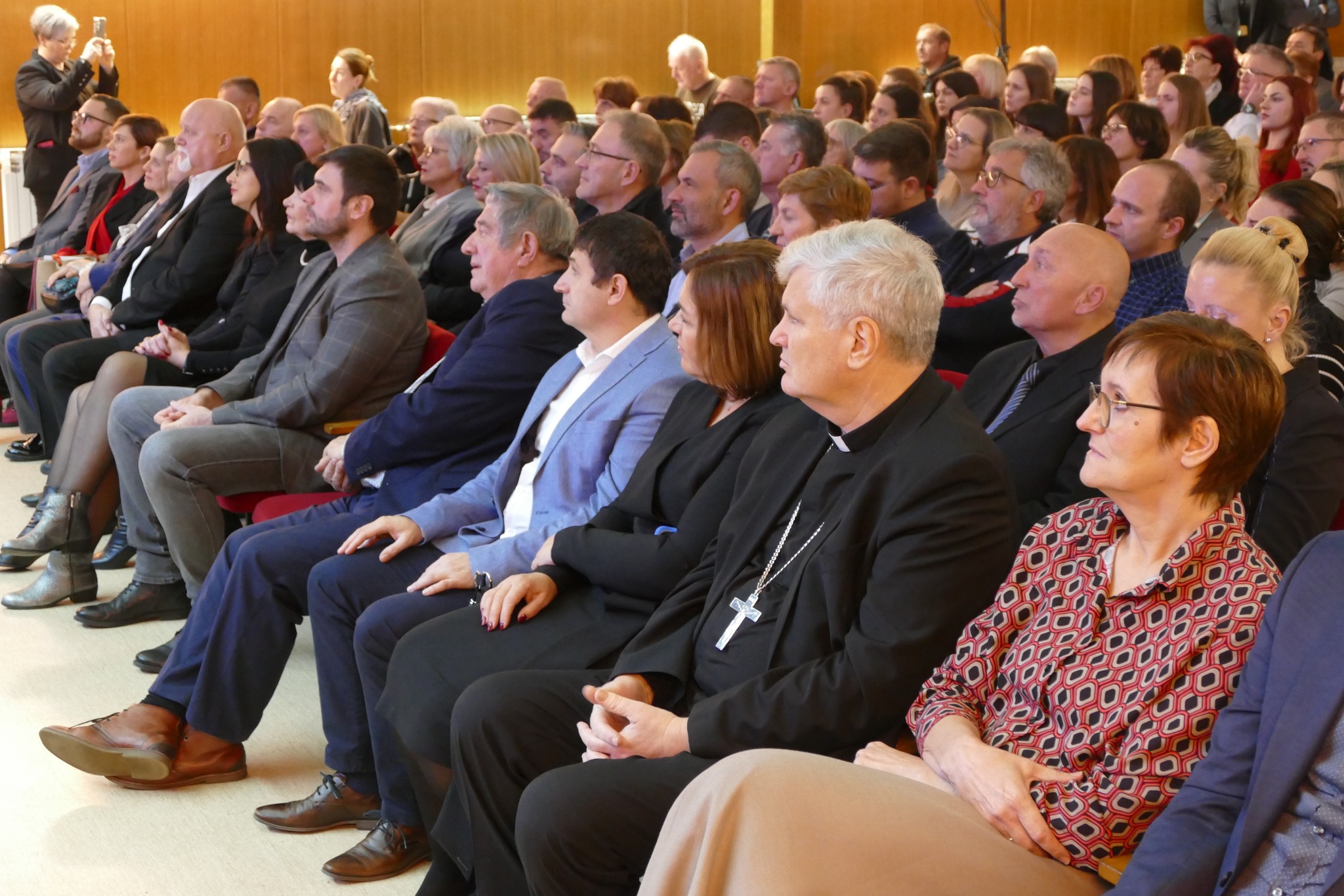 90 godina Neuropsihijatrijske bolnice Dr. Ivan Barbot Popovača – Radio ...