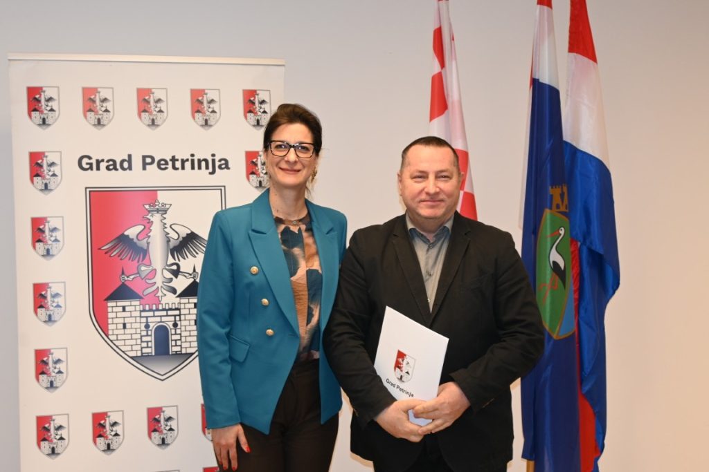Grad Petrinja dodijelio više od 127.000 eura za projekte i programe udruga – Radio Banovina