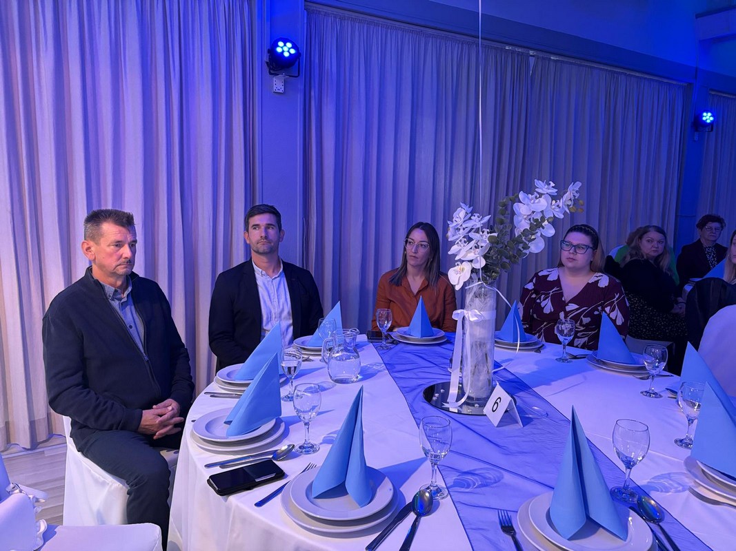 Udruga slijepih Kutine obilježila 70 godina djelovanja i Međunarodni dan bijelog štapa – Radio ...